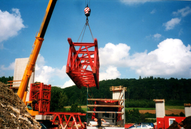 Ein Autokran ist unverzichtbar › Meine Auto Tipps - Der Auto Ratgeber